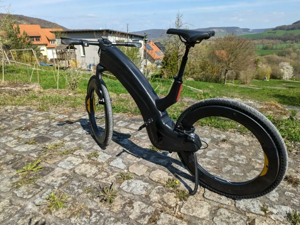 Reevo Bike im Test: grandioses Design, grenzwertige Technik | Appdated