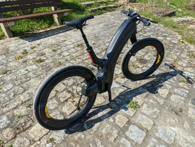 Reevo Bike im Test: grandioses Design, grenzwertige Technik | Appdated